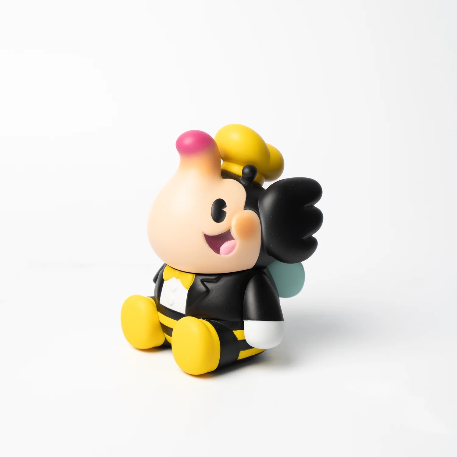 BUMBLE BEE ELFIE