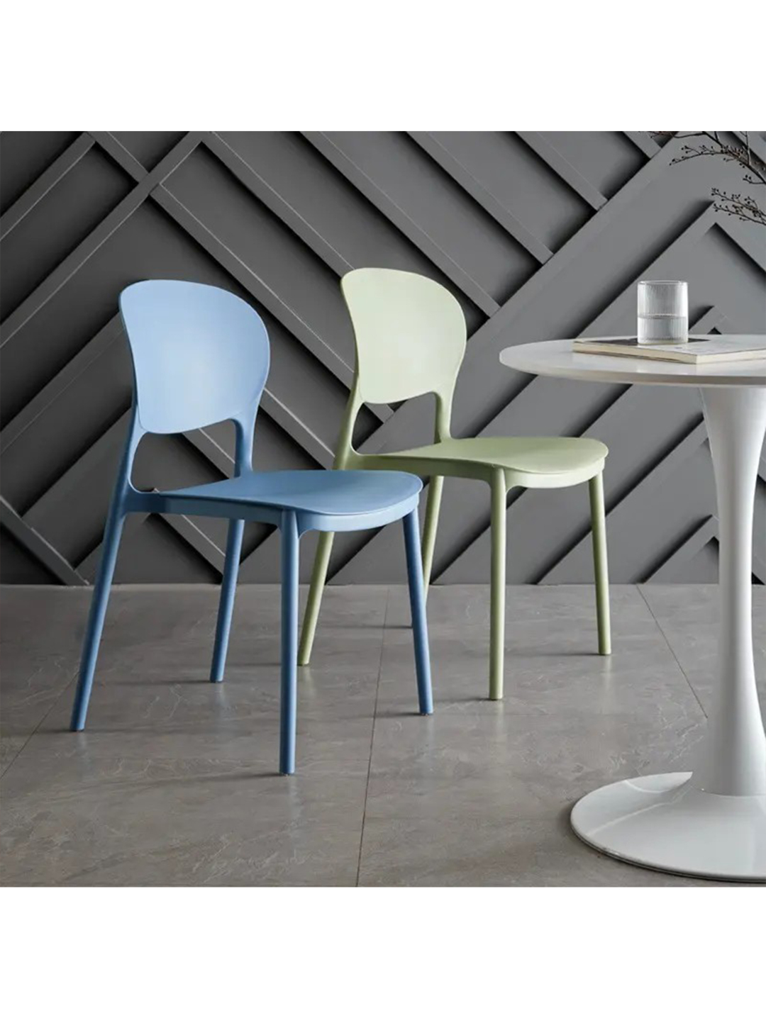Aldo Stackable Plastic Chair - Thefurniture.com.sg