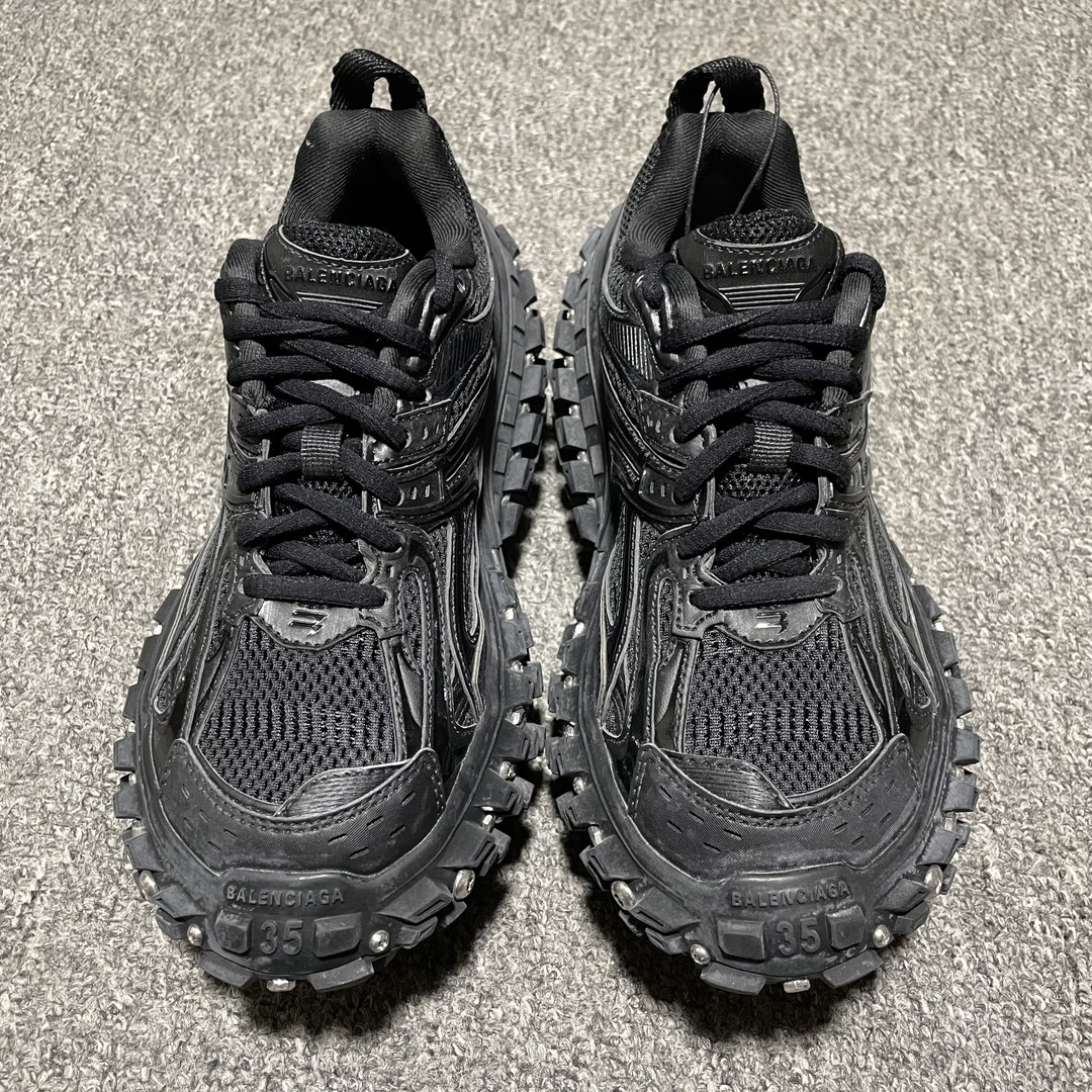 BALENCIAGA Bouncer (Defender) Screw Sneaker With Piercings BALENCIAGA Bouncer (Defender) Screw Sneaker With Piercings