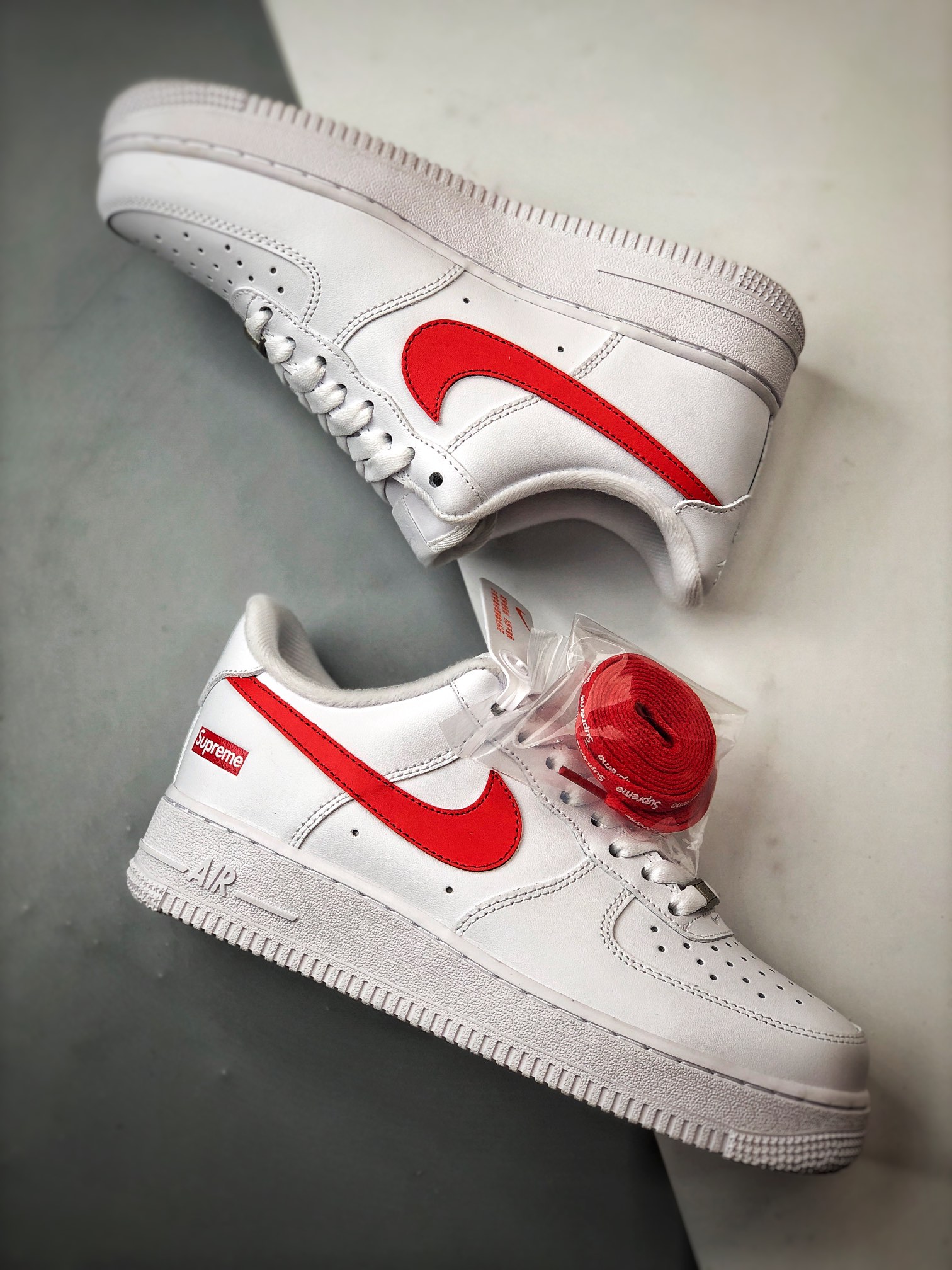 Supreme × Nike Air Force 1 Low China Exclusive Supreme × Nike Air Force 1 Low China Exclusive
