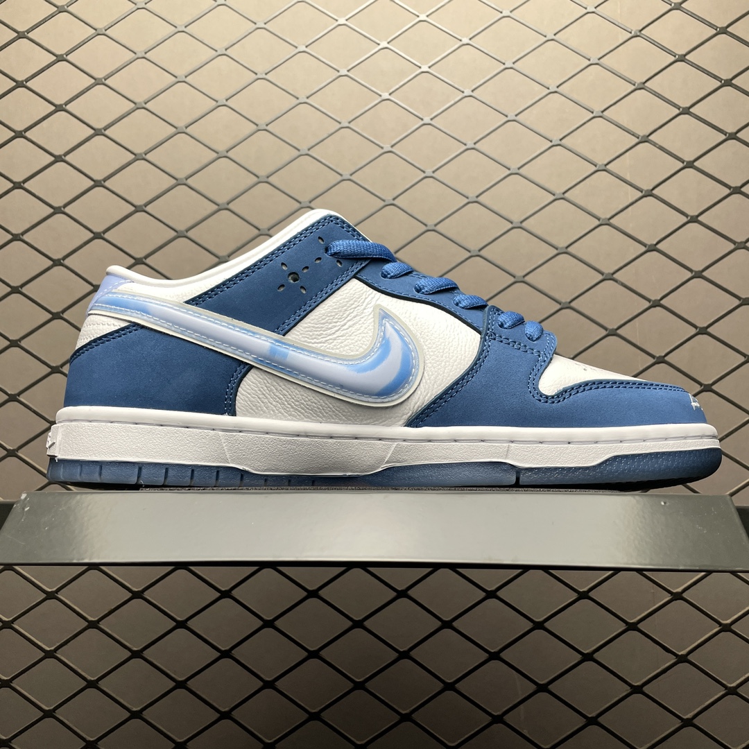 Supreme × Nike SB Dunk Low OG QS Supreme × Nike SB Dunk Low OG QS