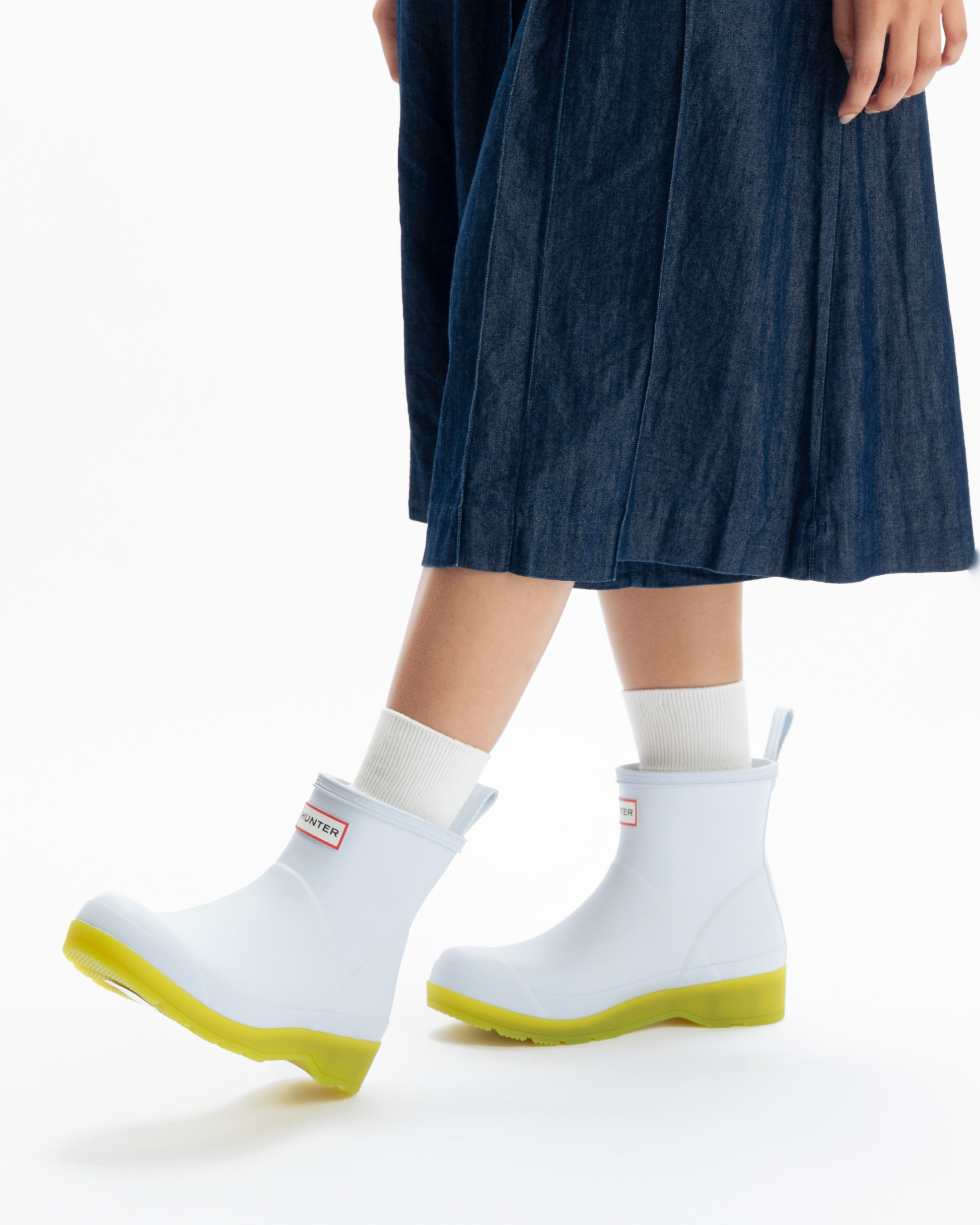 WOMEN'S PLAY SHORT TRANSLUCENT SOLE BOOTS – Hunter Singapore