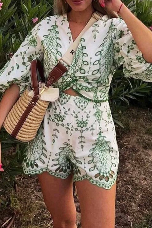 Hollow Embroidery V Neck Twisted Shorts Set – arolora