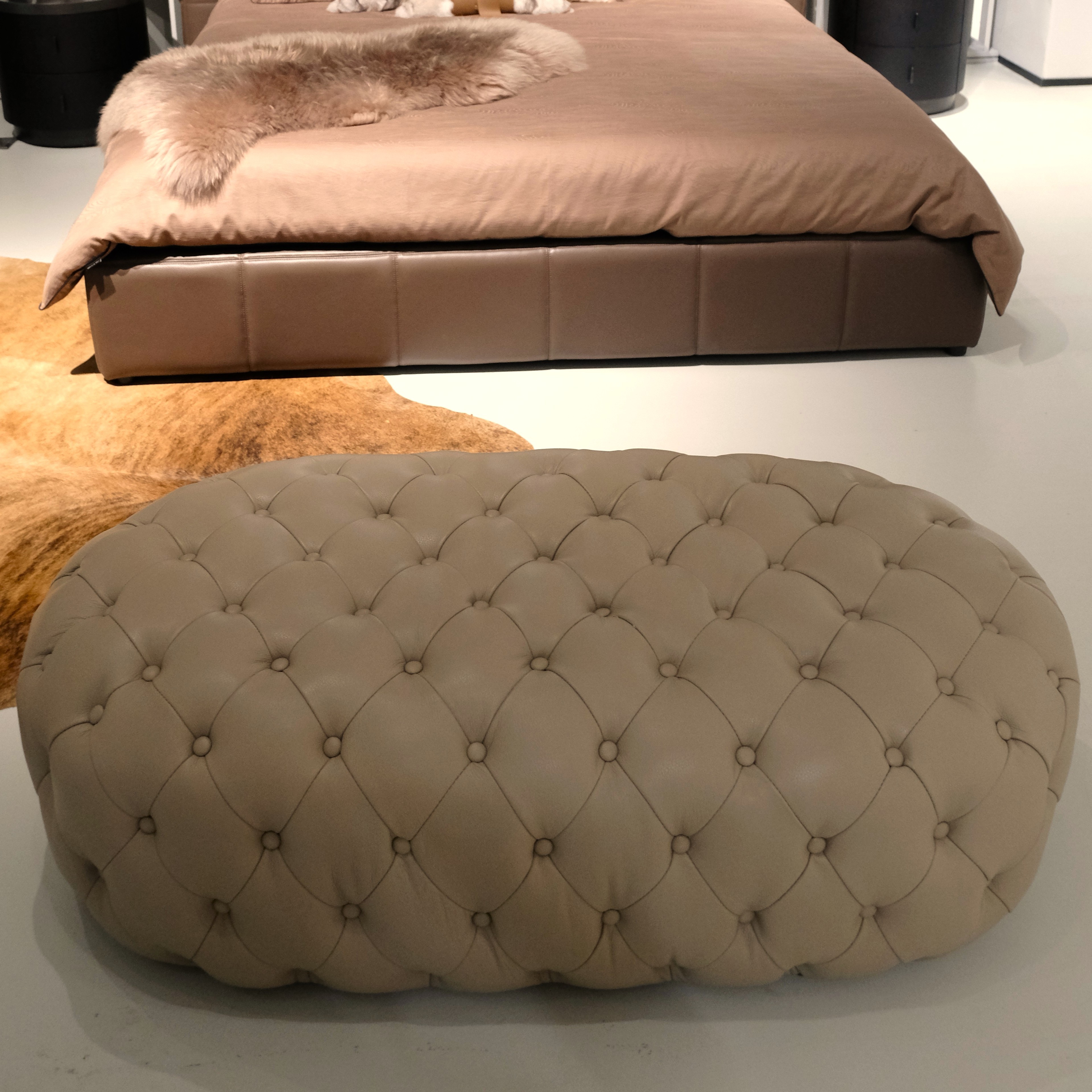 Moon Leather Bench | Top-Grain Tufted Sculptural Seating – Lux Casa ...
