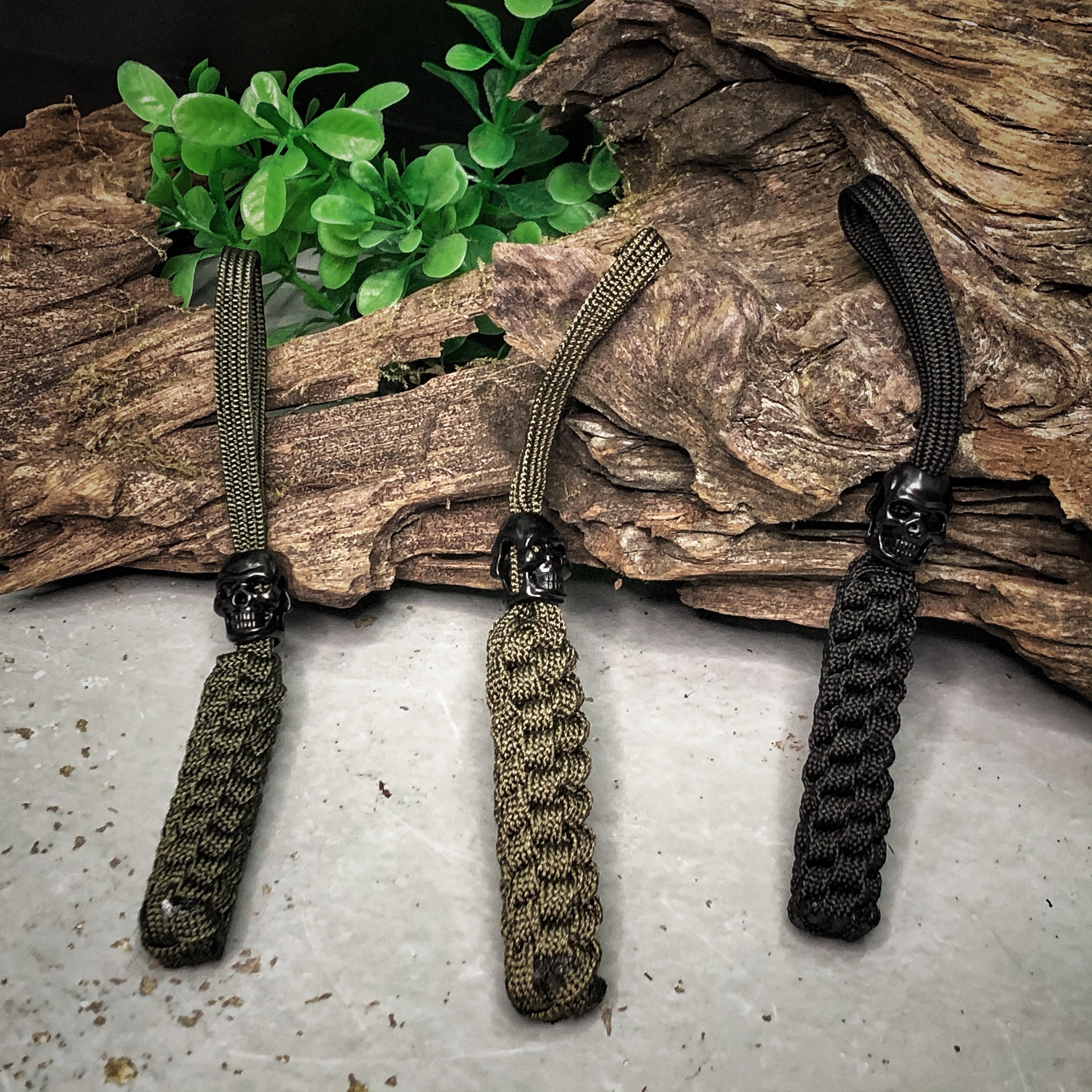 Square Knot 550 Paracord Knife Lanyard Choose From 105